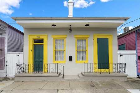 Neighborhood Revival: Why Bywater & Gentilly Terrace are 2026’s Hotspots