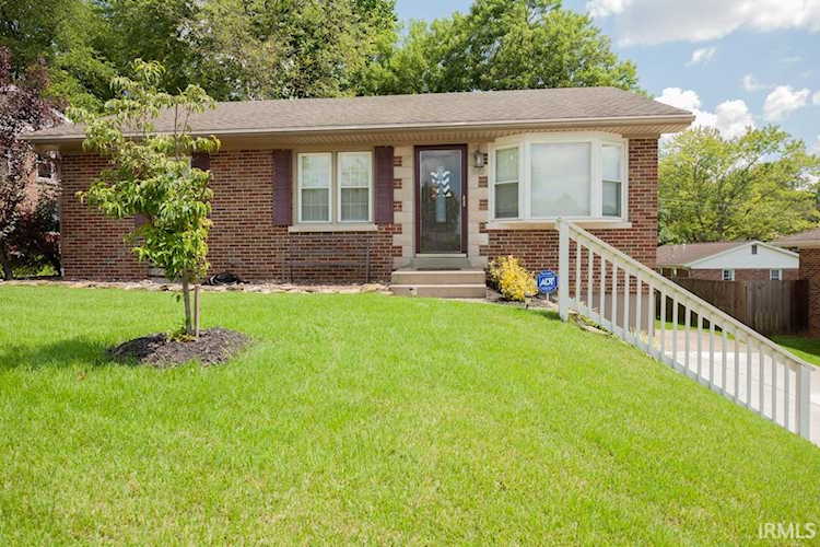 1009 N Bosse Avenue Evansville, IN 47720 | MLS 202329659