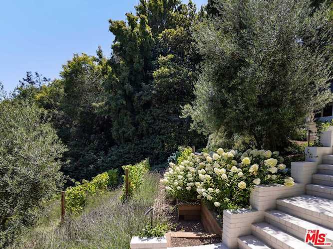 320 St Pierre Rd, Los Angeles, CA 90077 | RubyHome