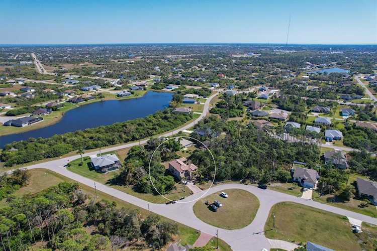 117 Cable Dr | Rotonda West, FL 33947 | Rotonda Lakes
