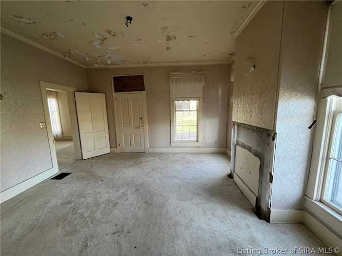 5229 Old Georgetown Rd Georgetown, IN 47122 | MLS 202406528