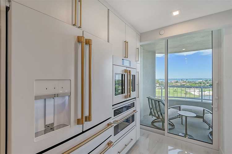 775 Longboat Club Rd #604 Longboat Key, FL 34228 | MLS A4604999