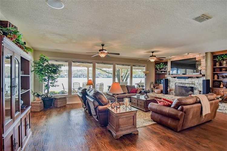 3336 Midway Court Granbury TX Elevate Realty Group - Granbury 20564359