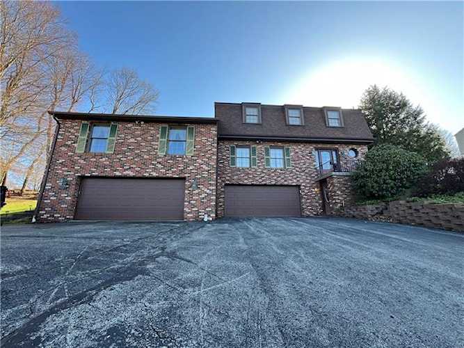 1223 Lakevue Dr Butler Butler PA 16002 $399,900