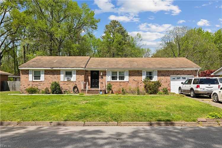 424 Rutgers Ave Chesapeake, VA 23324 | MLS 10528276
