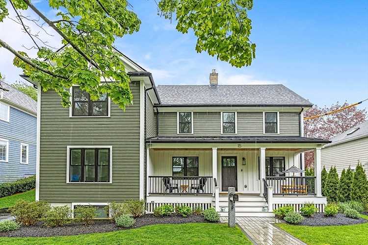 15 Rustic Rd Stoneham, MA 02180 | MLS 73237144