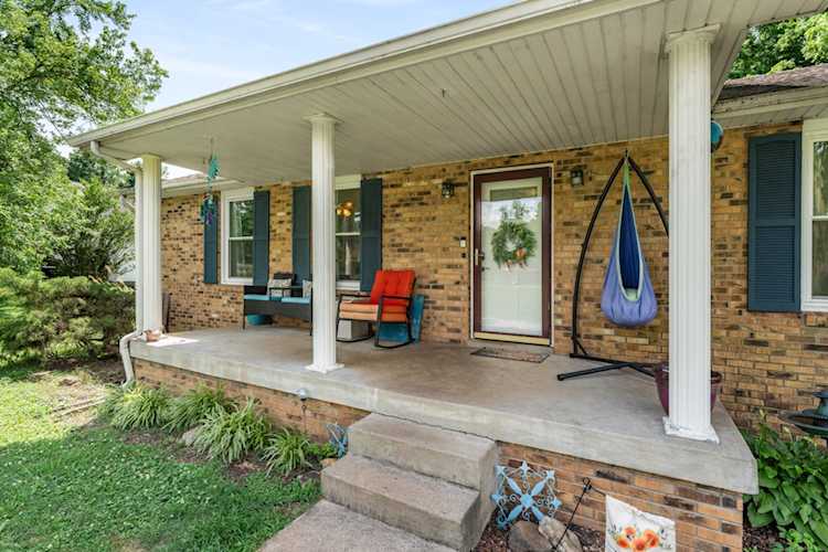 319 Sanders Ln Ashland City, TN 37015 | MLS 2646789