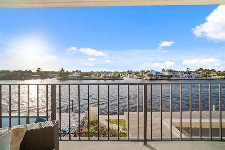521 N Riverside Drive #304 Pompano Beach, FL 33062 | MLS F10471860