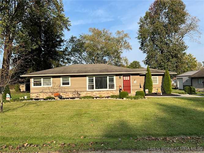 212 Lake Rd Henryville, IN 47126 | MLS 2024011681