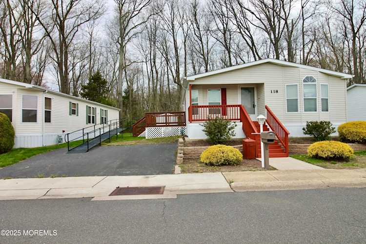 118 Woody Rd Freehold, NJ 07728 | MLS 22510602