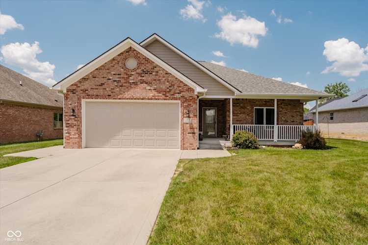 123 Trinity Way Mooresville, IN 46158 | MLS 22047921