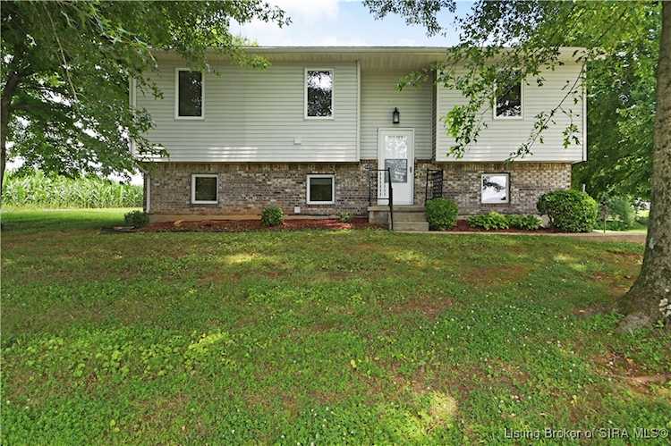 8400 Corydon Ramsey Rd NW Ramsey, IN 47166 | MLS 202509172