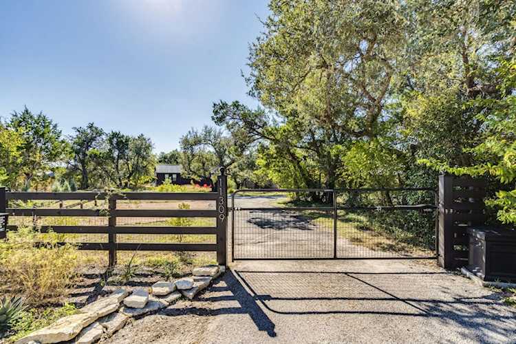 11309 Zyle LN, Austin, TX 78737 | MLS# 9664684 | Austin TX Condos