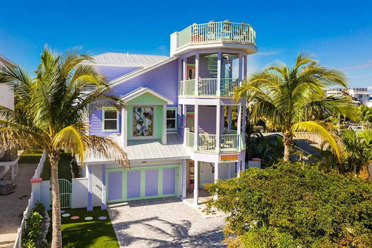 112 Mangrove Ave - Anna Maria, FL 34216 - Anna Maria Beach - Cbc1261150