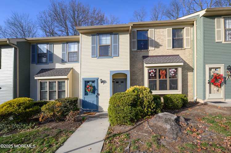 224 Perth Hill Ct Aberdeen, NJ 07747 | MLS 22537347