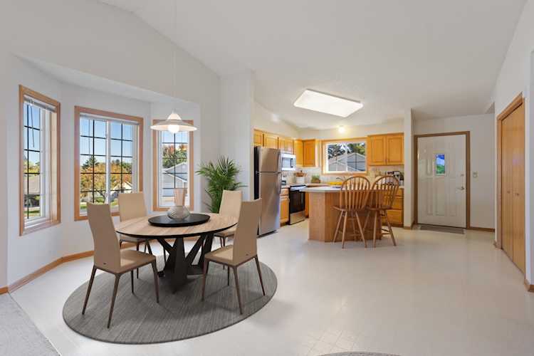 745 Sterling Court Mahtomedi, MN 55115 | MLS 7007541