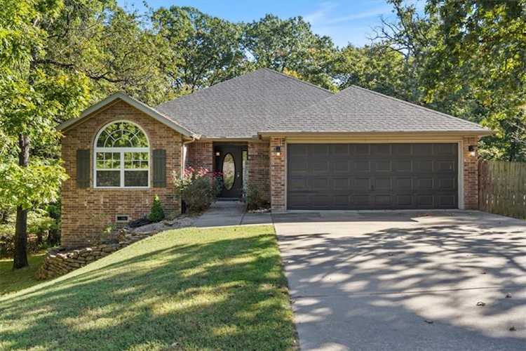 16 Balsham Ln Bella Vista, AR 72714 | MLS 1325879