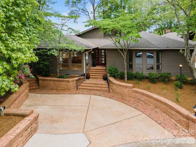 449 Windward Dr Davidson NC 28036 | MLS #4385167 | Hendrix Properties