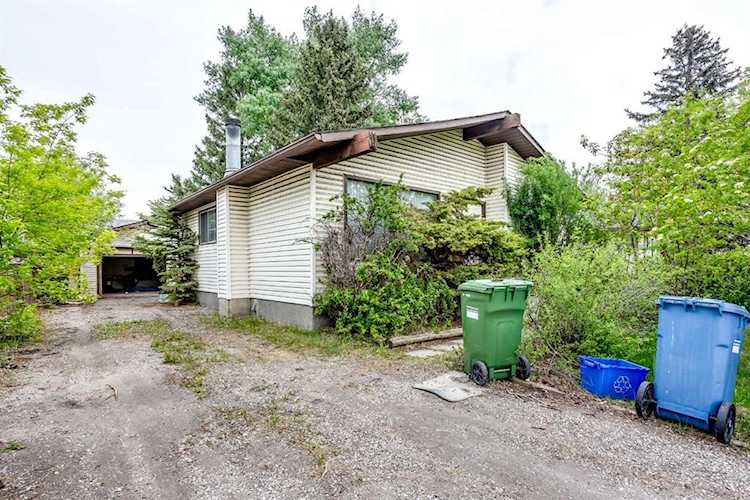 Calgary MLS® 608 Aboyne Crescent NE$370,000 MLS® A2315637