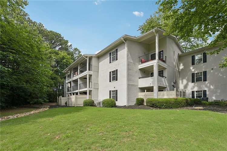 1150 Collier Road NW #15J, Atlanta, GA 30318, | MLS# 7776744 | For Sale